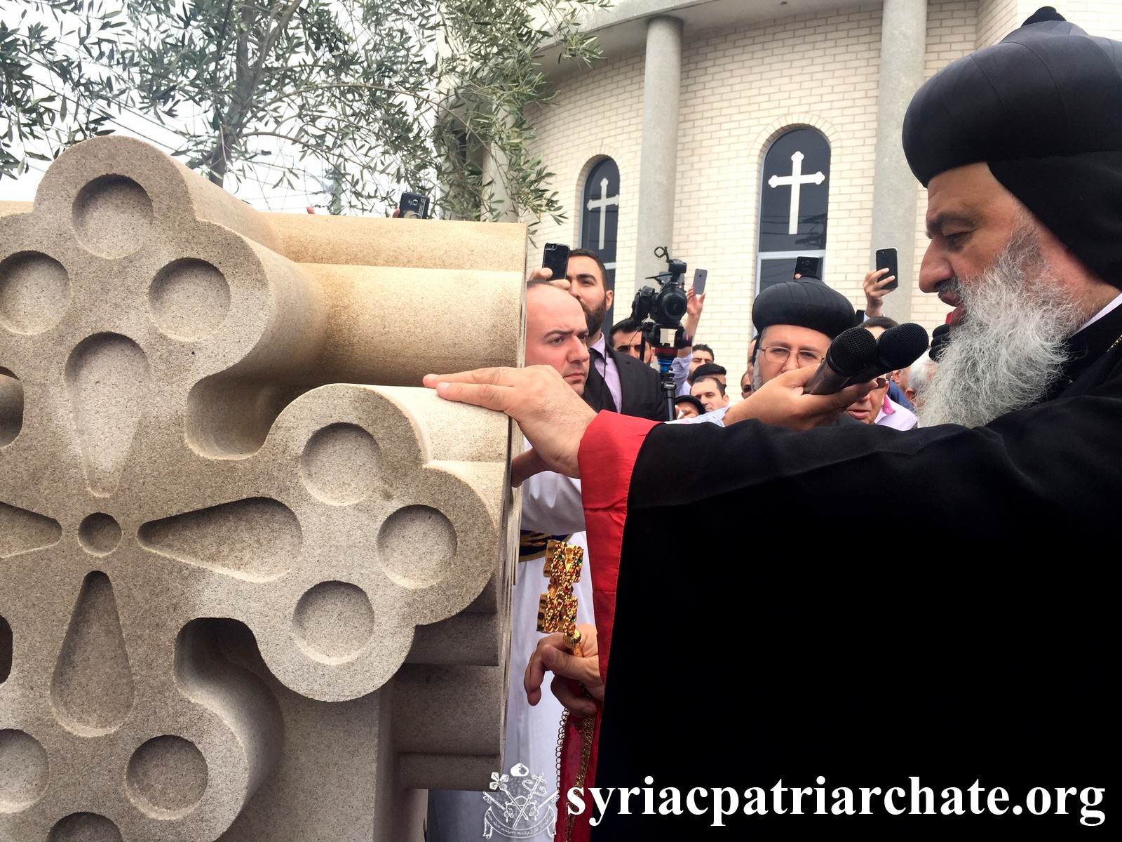 Inauguration of SAYFO Monument in Sydney | Syrian Orthodox Patriarchate ...