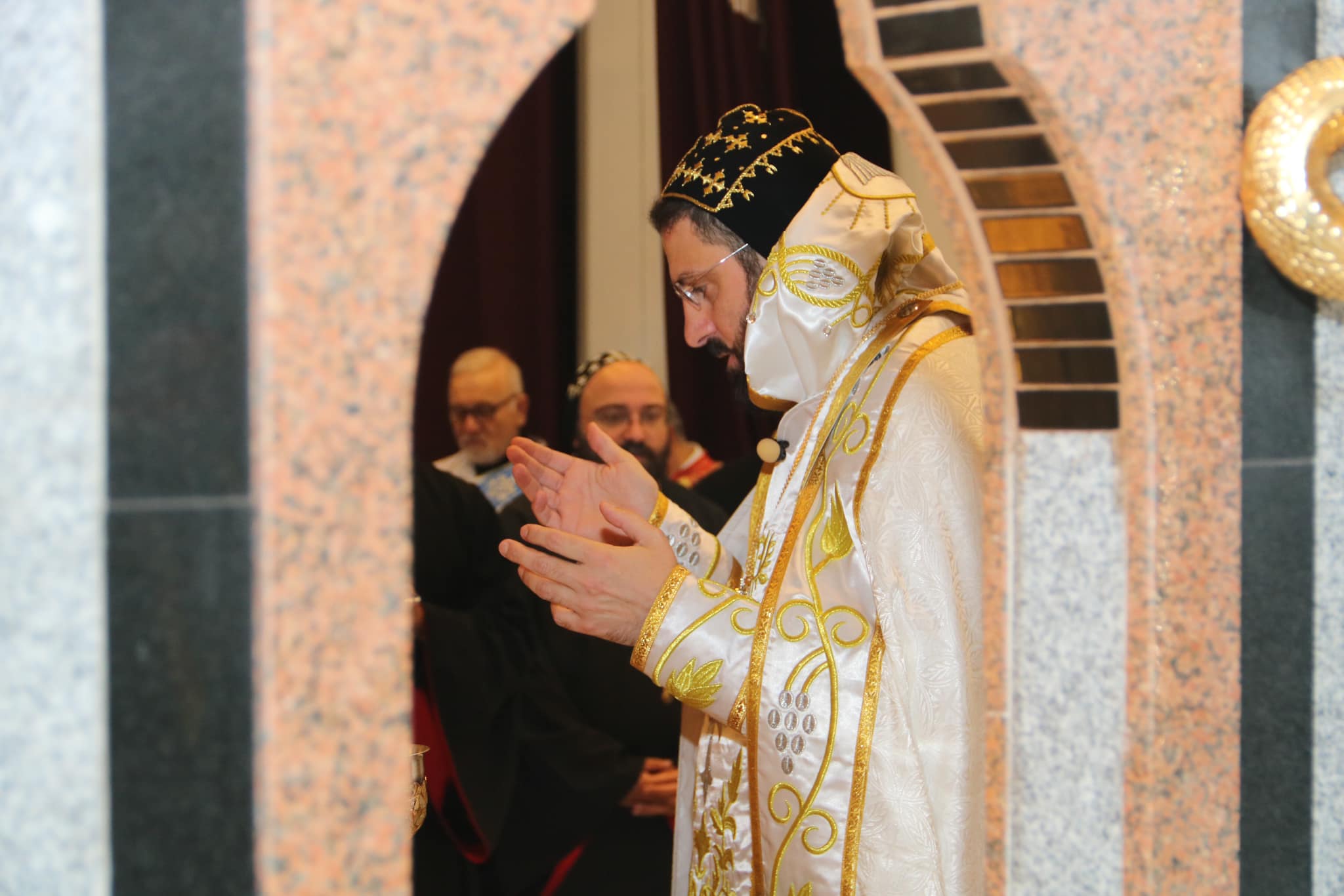 First Divine Liturgy celebrated by His Eminence Youhanon Lahdo | Syrian ...
